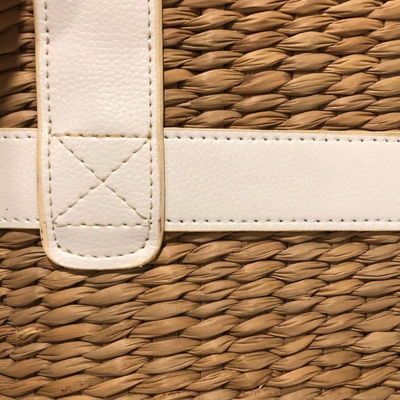 White Barn | Bags | Natural Straw Tote | Poshmark